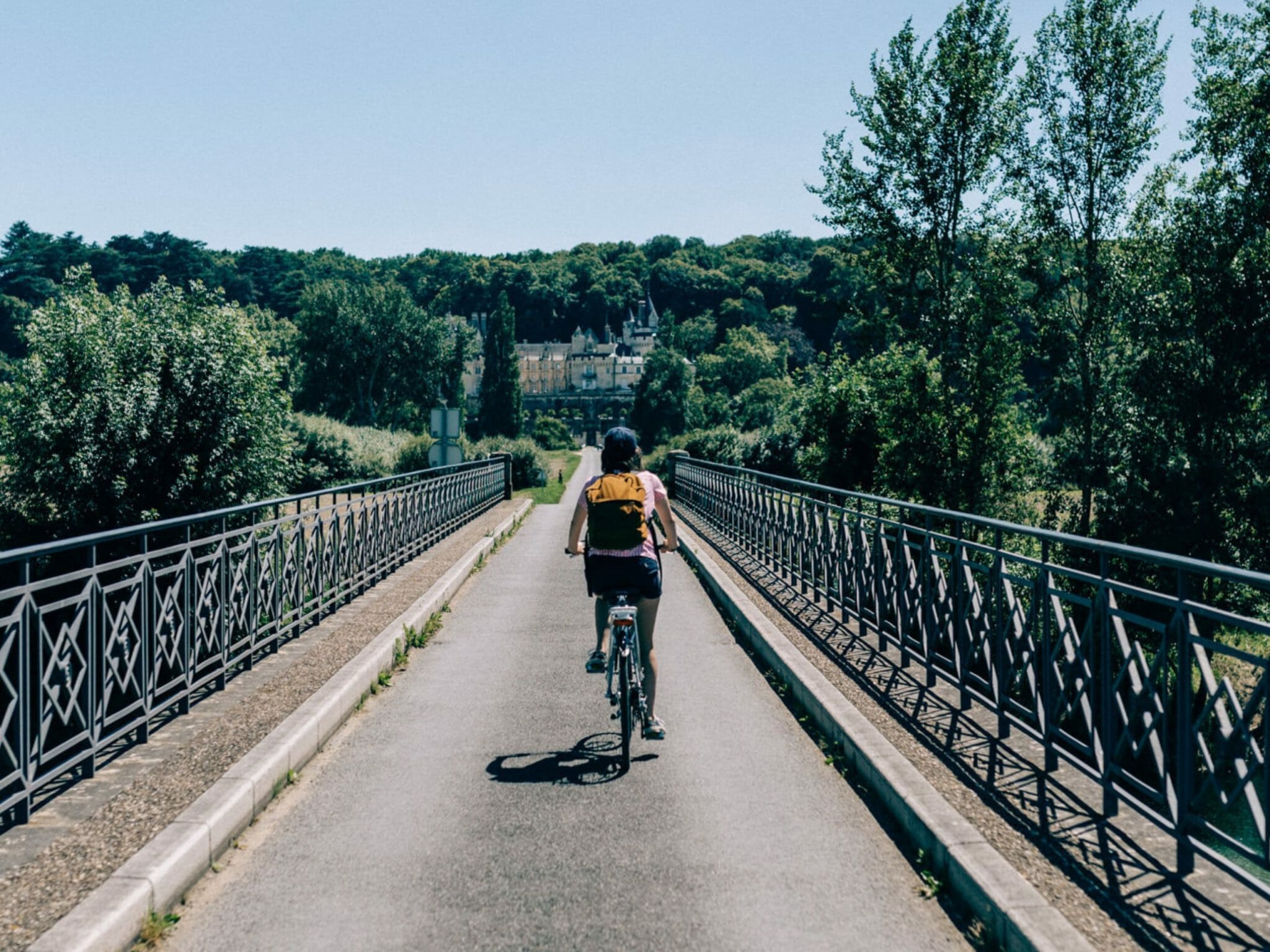 Les plus beaux itinéraires vélo pour commencer le bikepacking - Chilowé ...